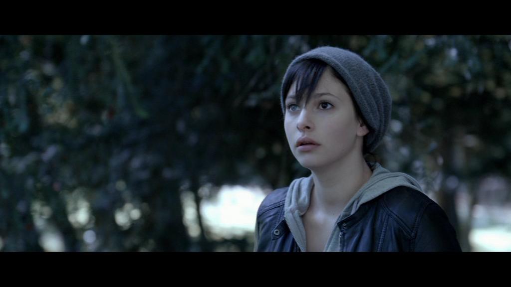 Horror Movie Review: Livid (2011) - GAMES, BRRRAAAINS & A HEAD-BANGING LIFE