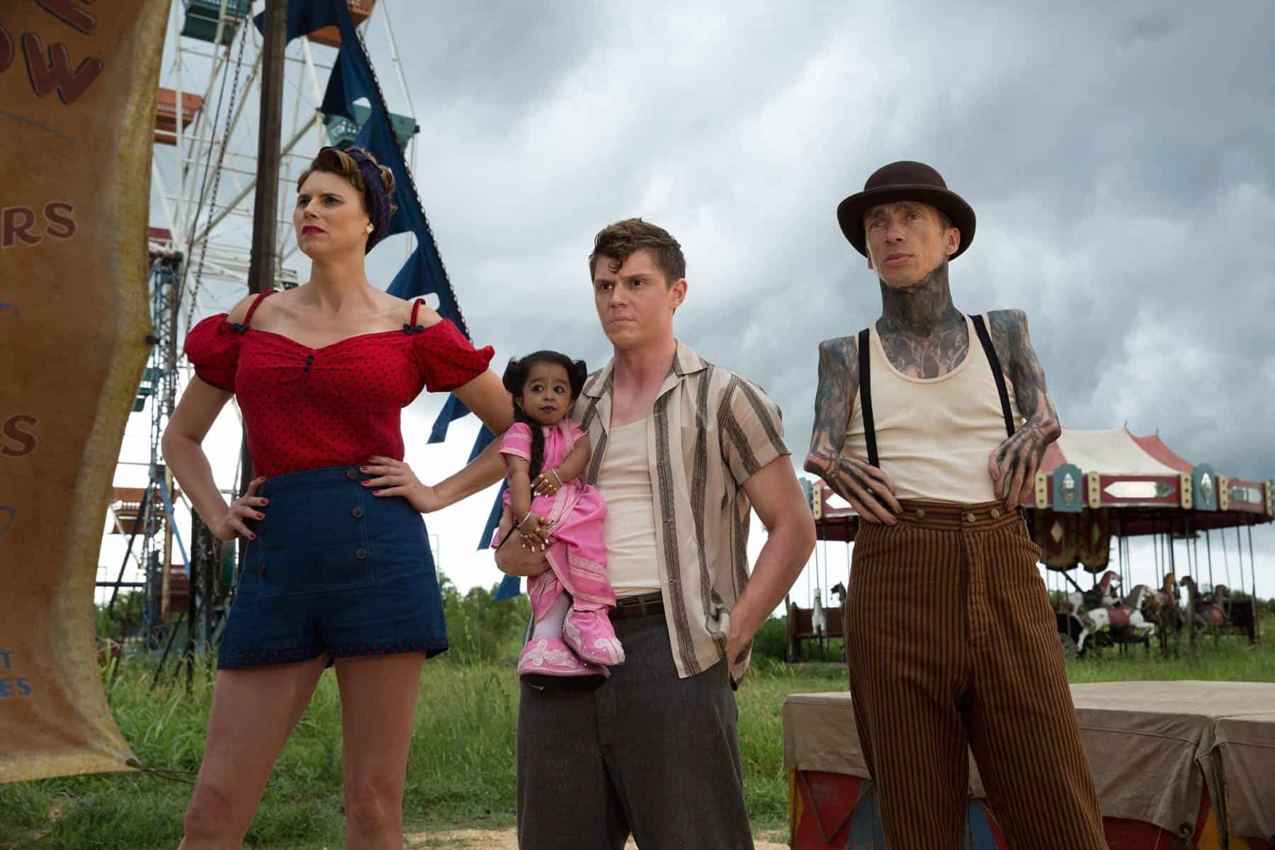 TV Series Review: American Horror Story – Freak Show - GAMES ...