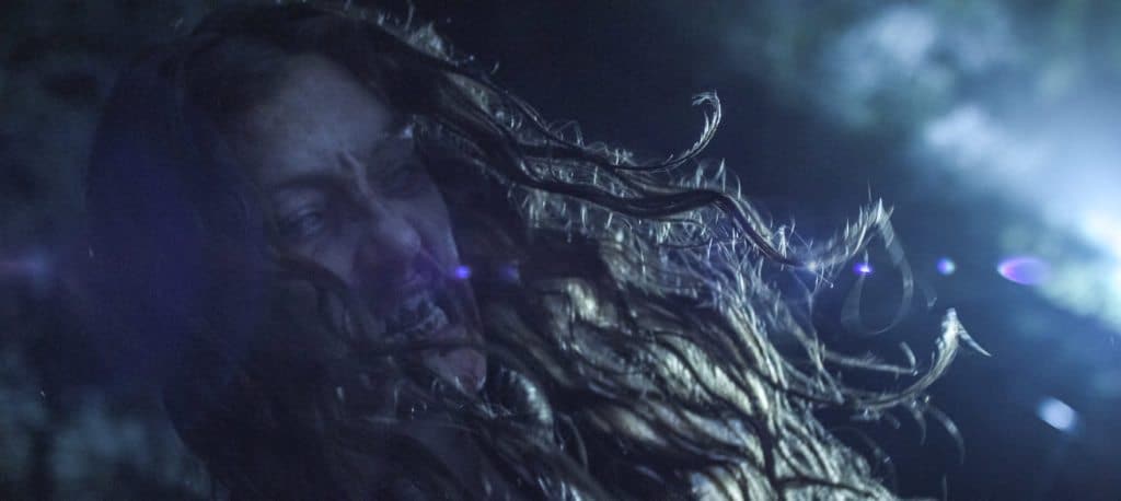 Horror Movie Review: Dark Signal (2016) - GAMES, BRRRAAAINS & A HEAD ...