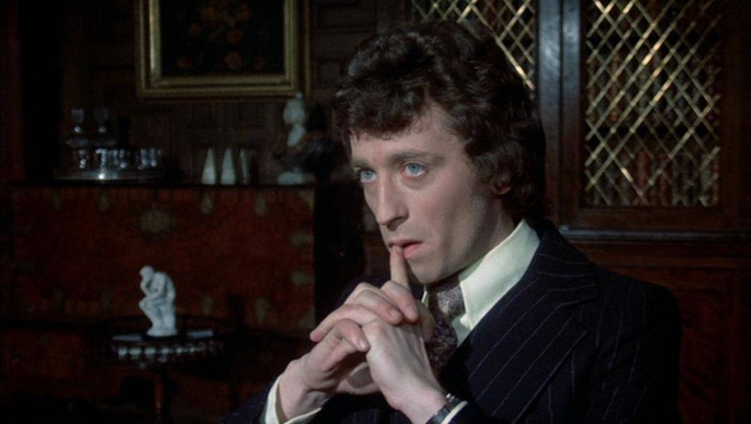 Horror Movie Review: Asylum (1972) - GAMES, BRRRAAAINS & A HEAD-BANGING ...