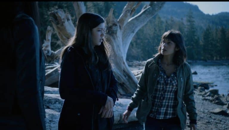 Horror Movie Review: The Hollow (2015) - GAMES, BRRRAAAINS & A HEAD ...