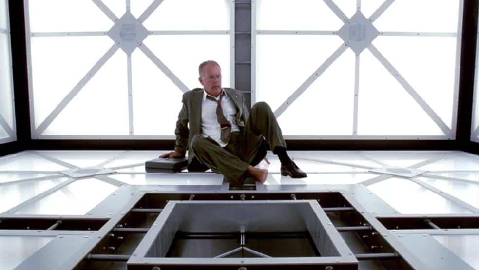 Horror Movie Review: Cube 2: Hypercube (2002) - GAMES, BRRRAAAINS & A ...