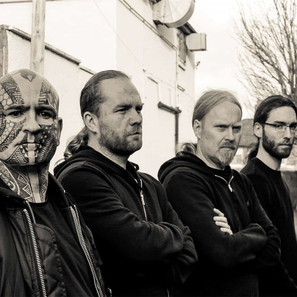 EP Review: Senzar - Non-Titled (Hostile Media) - GAMES, BRRRAAAINS & A ...