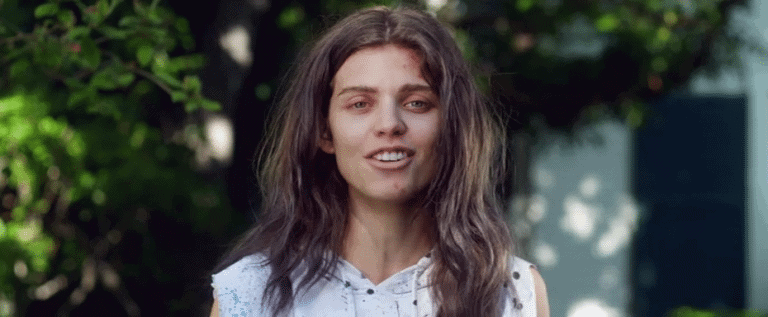 Horror Movie Review: Excision (2012) - GAMES, BRRRAAAINS & A HEAD ...