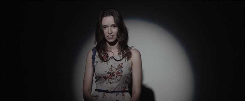 Horror Movie Review: Starry Eyes (2014) - GAMES, BRRRAAAINS & A HEAD ...