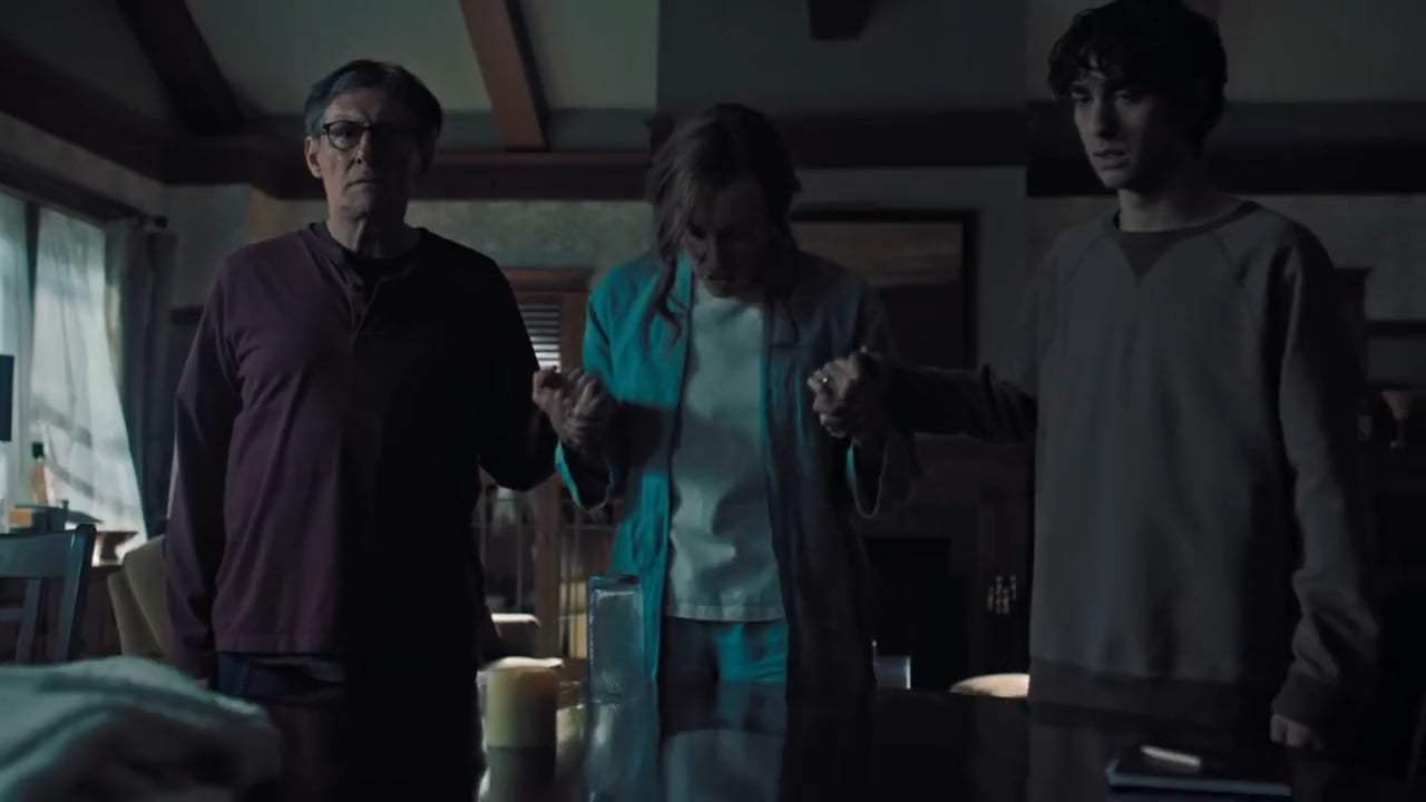 Horror Movie Review: Hereditary (2018) - GAMES, BRRRAAAINS & A HEAD ...