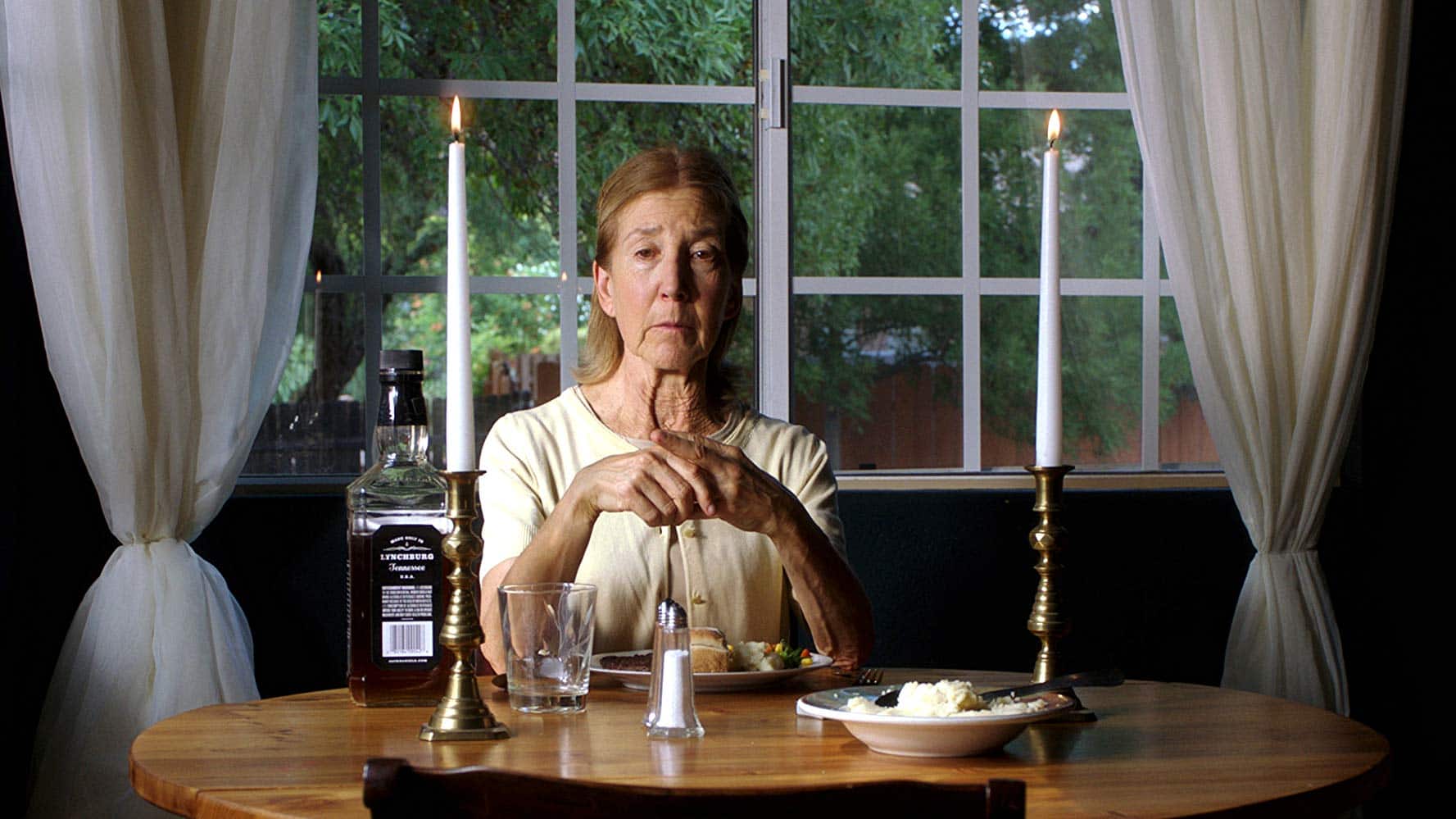 Horror Movie Review: Room for Rent (2019) - GAMES, BRRRAAAINS & A HEAD ...