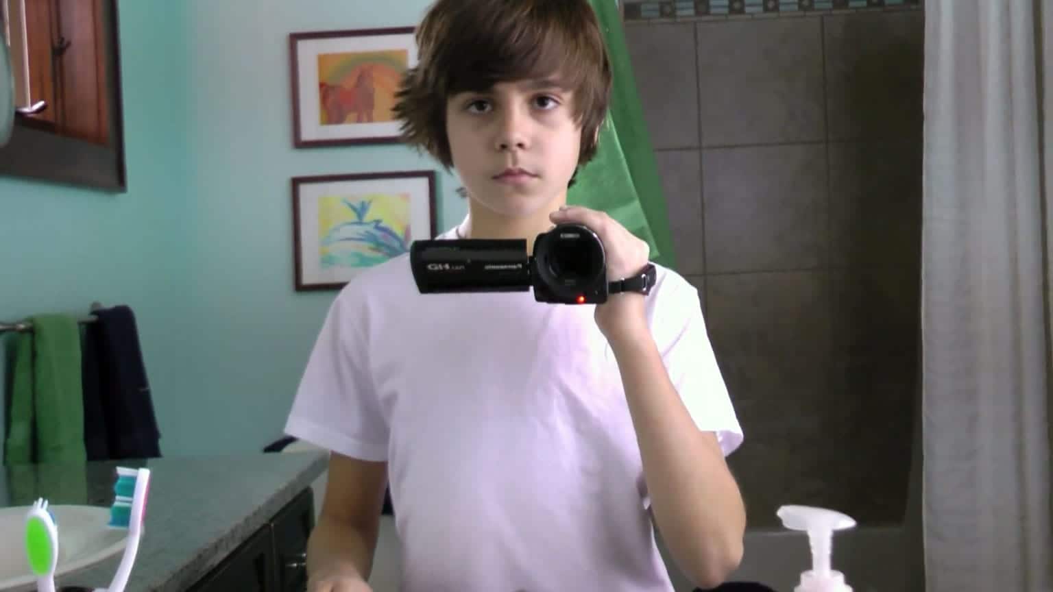 Horror Movie Review: Alien Abduction (2014) - GAMES, BRRRAAAINS & A ...