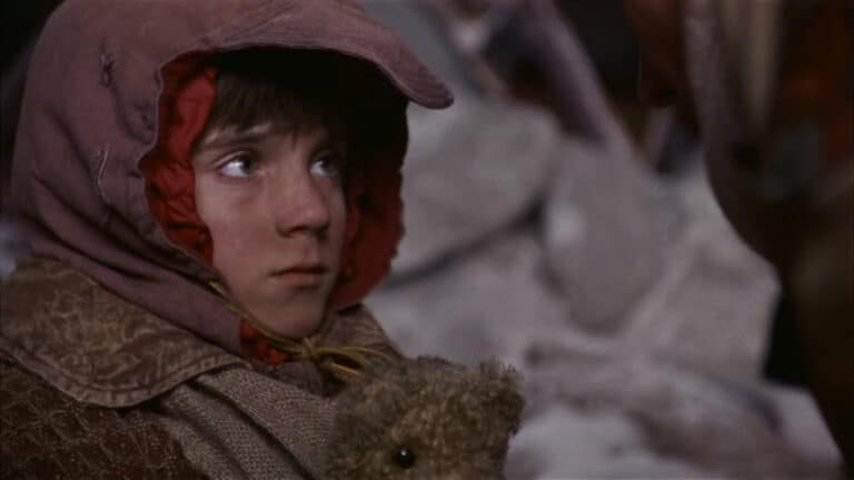 Horror Movie Review: Screamers (1995) - GAMES, BRRRAAAINS & A HEAD-BANGING LIFE