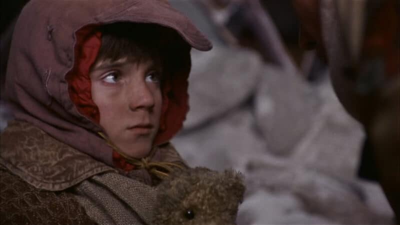 Horror Movie Review: Screamers (1995) - GAMES, BRRRAAAINS & A HEAD ...