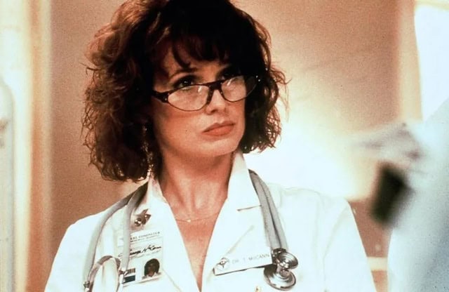 Horror Movie Review: The Surgeon (1995) - GAMES, BRRRAAAINS & A HEAD ...